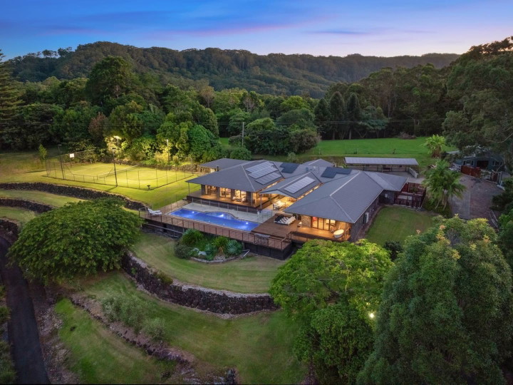 Kalio Panoramic Estate | Pool, Tennis & Cinema - Mullumbimby