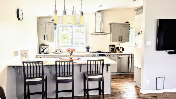 A Private, Clean 3 Bedroom Home - Ottawa