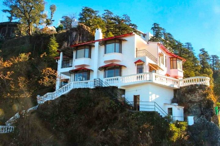 Snow-capped Peak View Pvt Villa | W/cook & Bbq - Mussoorie