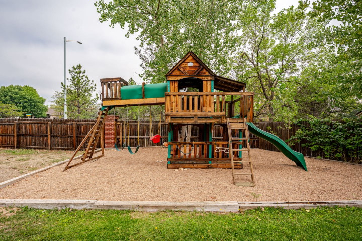 Bright Home 5-minute Walk To Mcintosh Lake - 롱먼트
