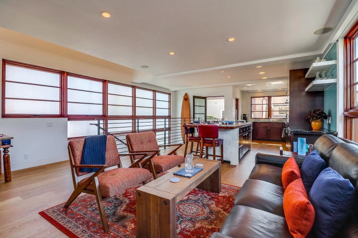 Solstice Mb | Architectural Gem W/ Rooftop Views - San Diego