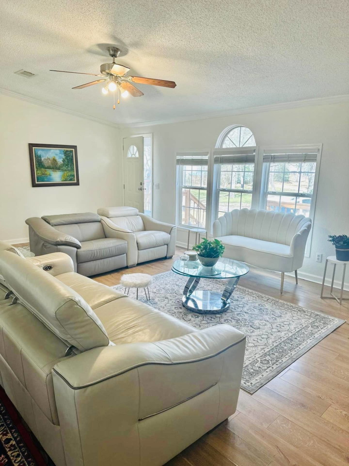 Peaceful And Quiet On 2 Acres. - Magnolia, TX