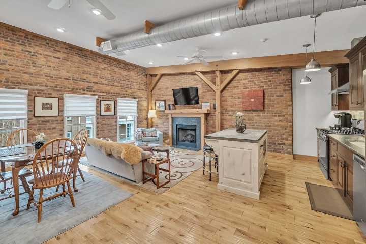 Moore On Main | Top Floor Loft On Main Street - Abingdon, VA