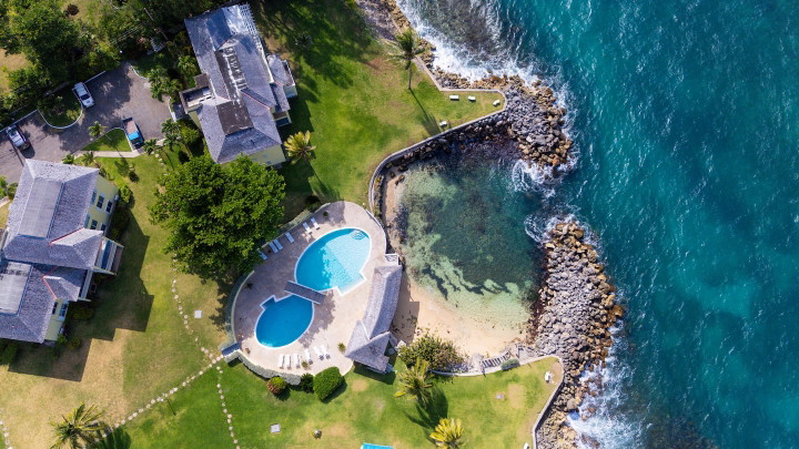 3br Beachfront Condo · Pool · Chef · Ocho Rios - Jamaica