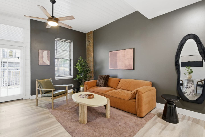 Retraite 1 Chambre à Soulard | Porche + Ensemble De Bistrot - Saint-Louis, MO