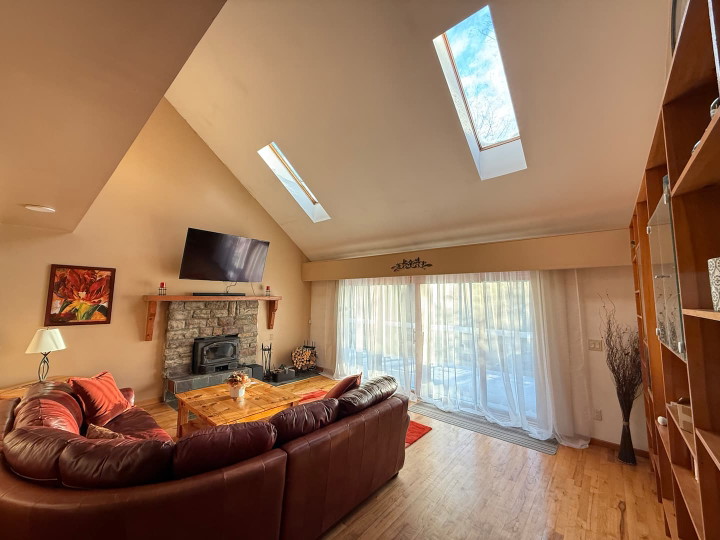Waterville Estate Chalet. Access To Pool, Hot Tub - New Hampshire