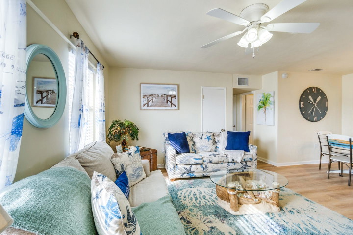 4 Mi To Beach: Charming Port Charlotte Home! - Port Charlotte, FL