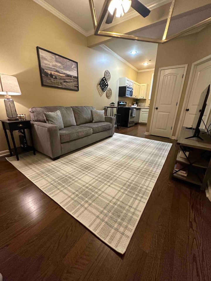 Modern Apartment Suite In Downtown Corinth! - Corinth, MS