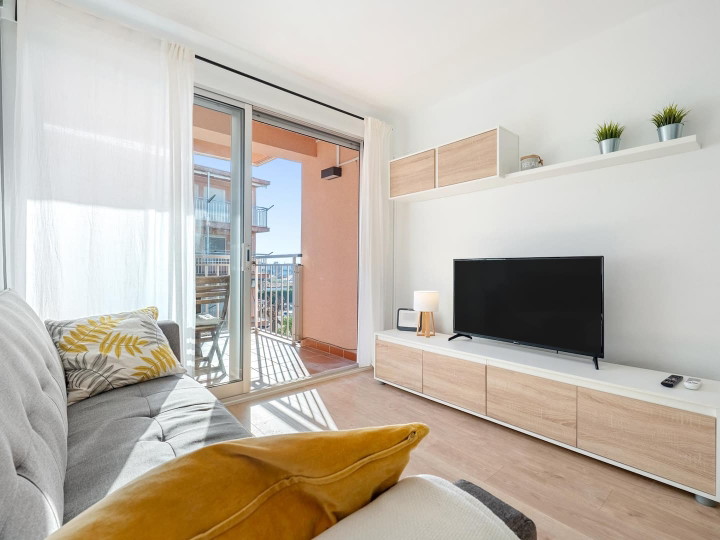 Apartment With Terrace 300m Beach And Shops - Cambrils