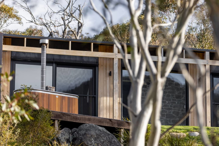 Crafters Cabin Two - Luxury Eco Accommodation - Kosciuszko National Park