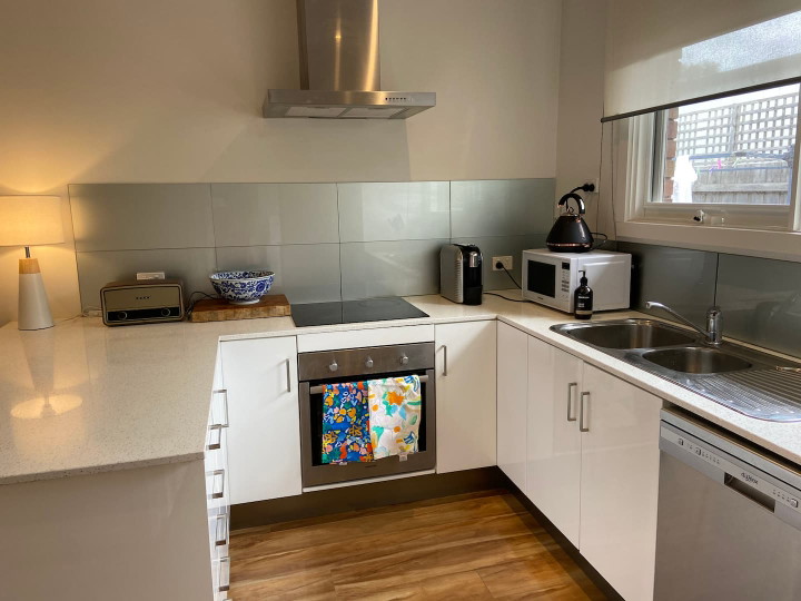 Lovely Quiet Unit In The Heart Of Old Torquay - Torquay
