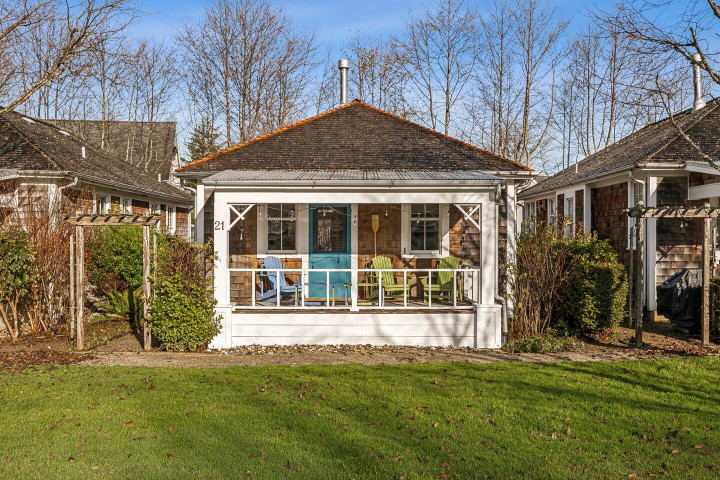 Seabrook Rain Oar Shine | Dog Friendly, Near Pool - Copalis Beach, WA