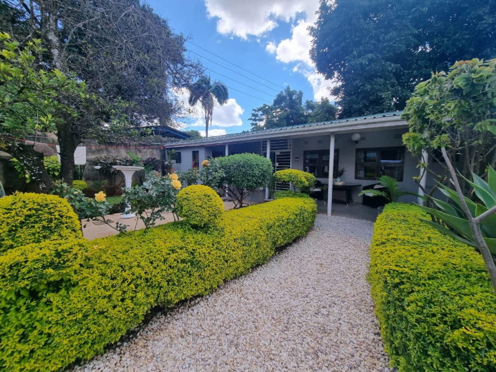Self-contained Suite W/kitchen, Pool, Solar - Lusaka