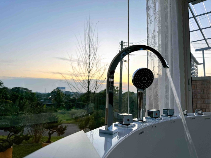 The Hiddenside Jacuzzi House - Taiping