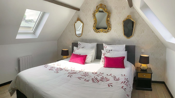 Unique And Charming Attic Apartment - Norte