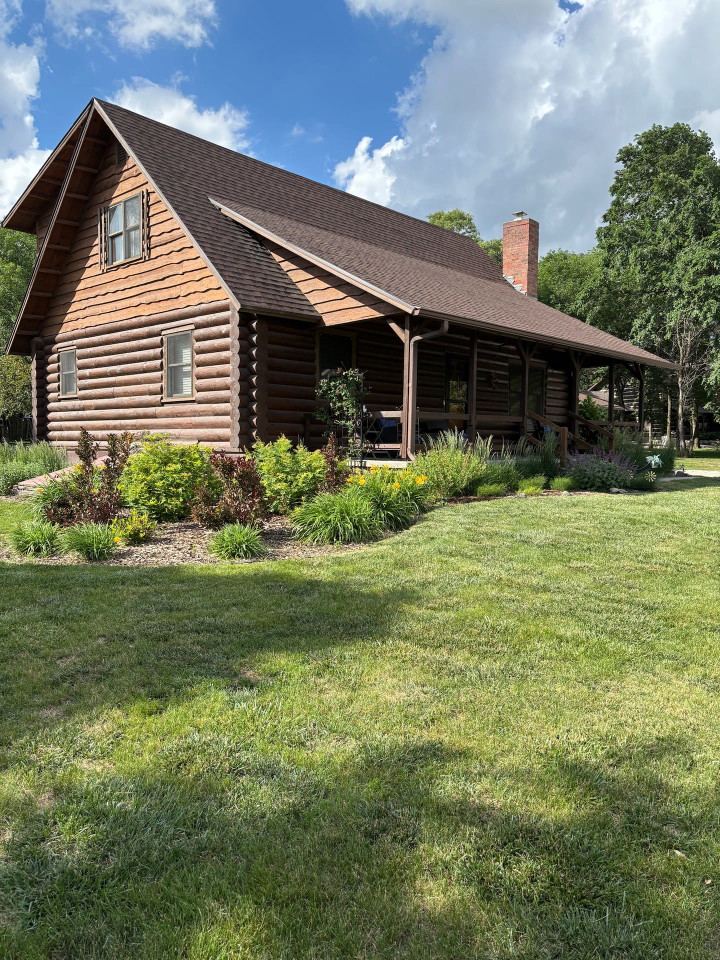 Spring Branch Cabin - Norfolk, NE