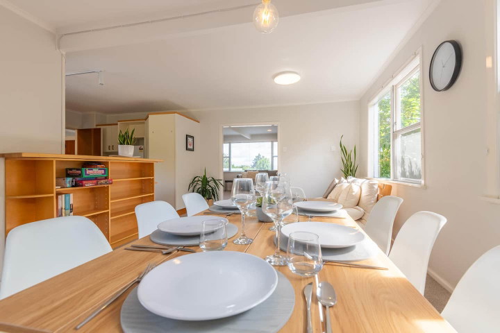 Redwoods Haven - Spa Pool, Sleeps 9 - Rotorua