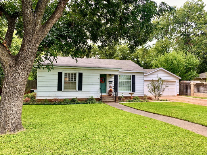 Elmwood Cottage - Abilene, TX