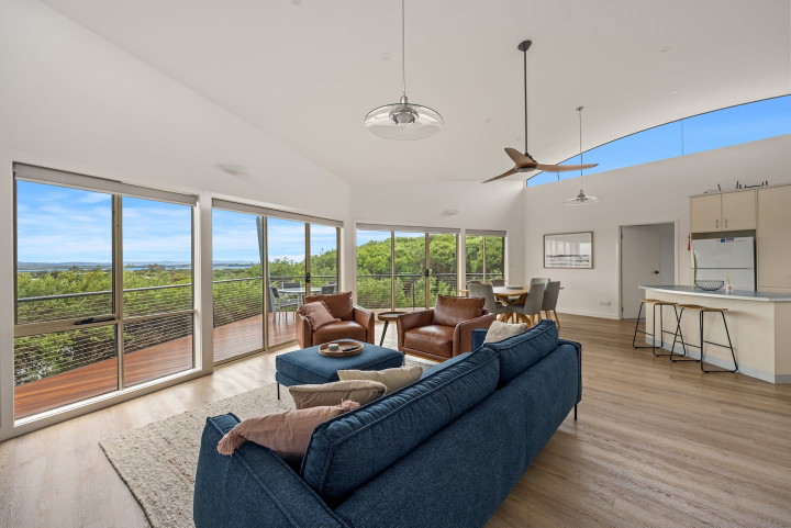 Beach Escape Penthouse 2 Bdr Apt - Sandy Point, Australia