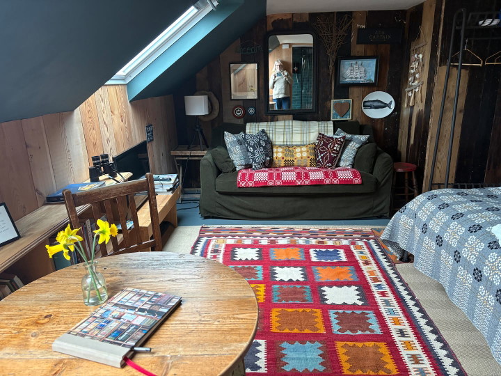 Cosy Mountain Loft, Newport, Pembrokeshire - Wales
