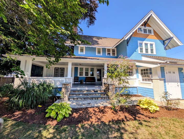 Charming Colonial For Events And Getaways! - Bridgeport