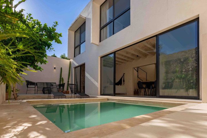 Casa Dovela: Brand-new, Modern Santiago Gem! - Mérida