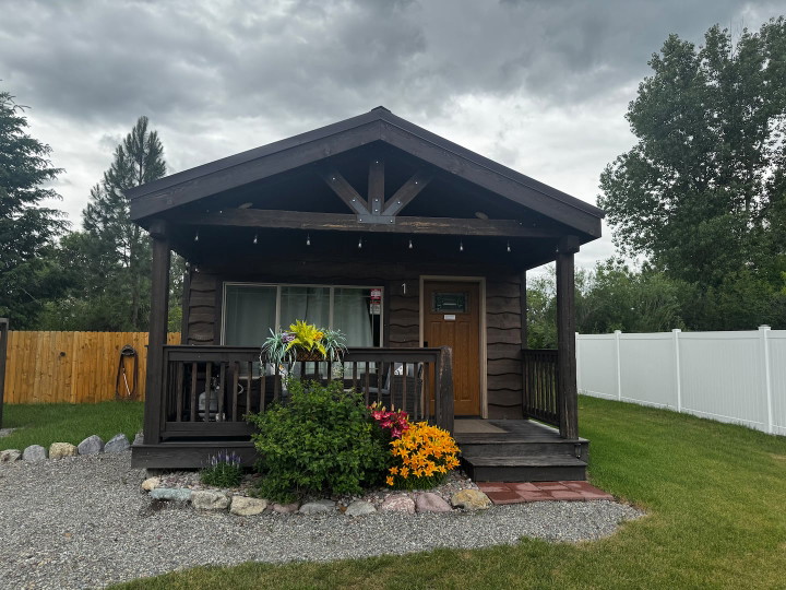 The Roost Cabin #1 Close To Glacier Natl Park - Montana
