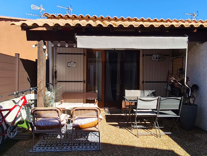 Pavillon Chaleureux Dans Résidence Proche Plage. - Gruissan