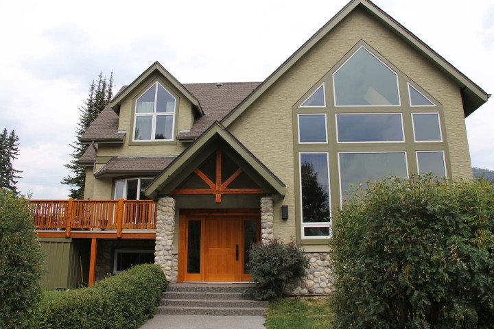 Banff Wolf Den Mountain Retreat - Wolf Den Bnb - Banff