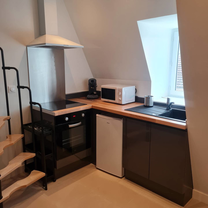 Appt 202 Refait à Neuf Dans Un Immeuble Ancien - Belleville-sur-Loire
