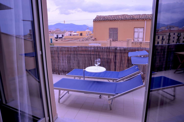 Casa Chigo. - Palermo, Italy