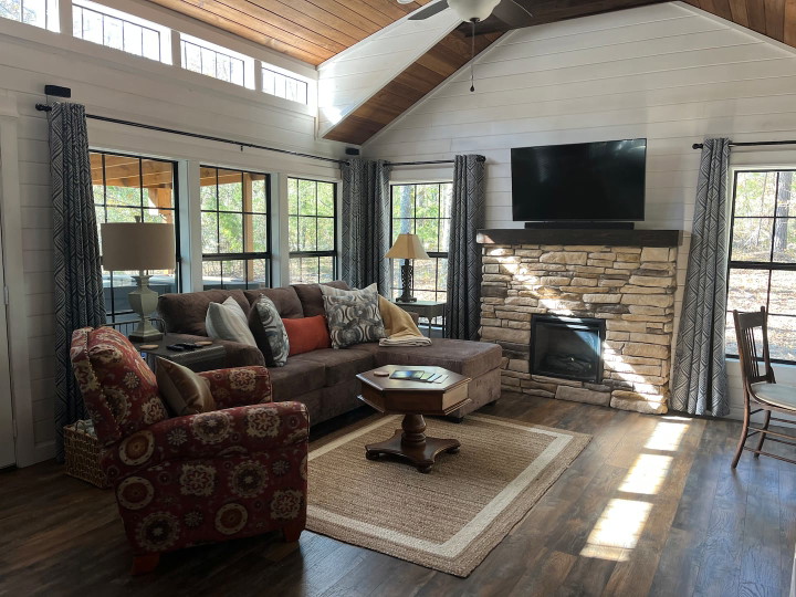 Peaceful Cabin In The Woods For Two - United States