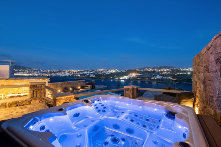 Luxury Mykonos Villa In The Ornos Korfos - Mykonos Region