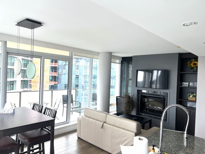 Waterfalls Hotel Charming 2 Bedroom 2 Bath Condo - Victoria