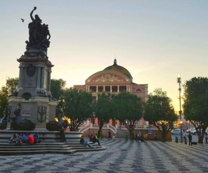 Apto 101 - 5 Pessoas - Teatro Amazonas - Transfer* - São Jorge