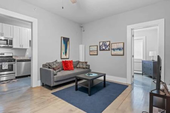 Comfortable Stay Downtown Near Sculpture Park-7 - Des Moines, IA