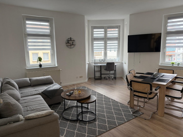 Cozy Apartment Directly At The Train Station - Bitterfeld-Wolfen