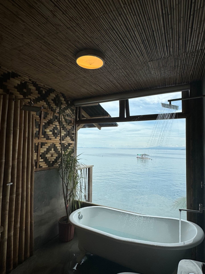 Ocean View Room With Scenic Bathtub - Mabini