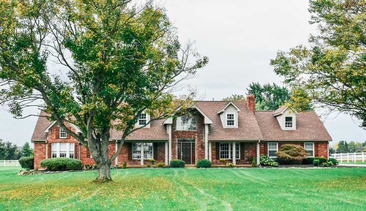 Private Pool, 5 Bedrooms, 2 Dining Areas 6 Acres - Zionsville, IN