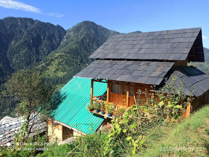Om Home Stay - Jibhi