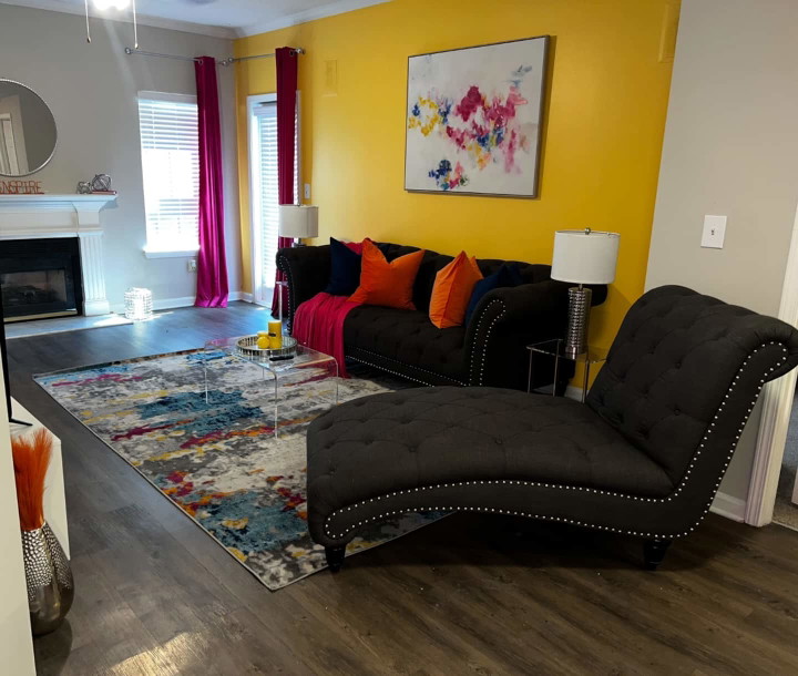 Pretty Lounge Buckhead - Atlanta, GA