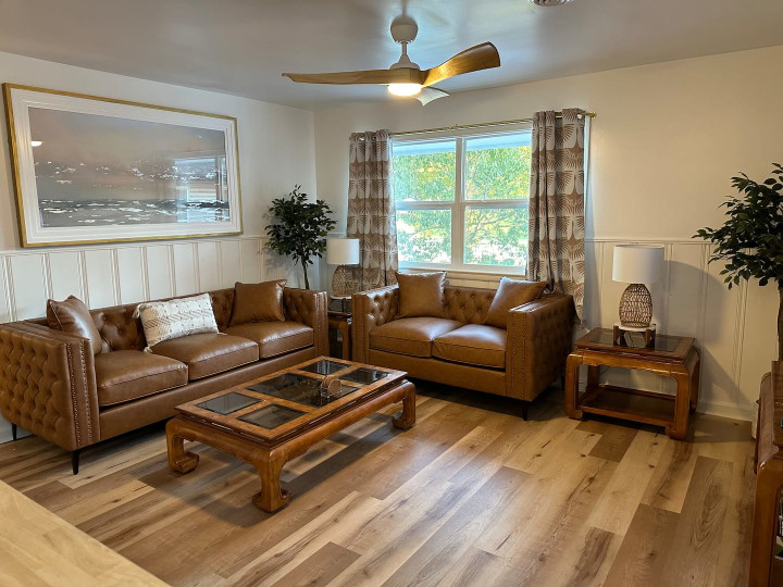 Upstairs Apt, Directly Across The Street From Siu! - Carbondale, IL