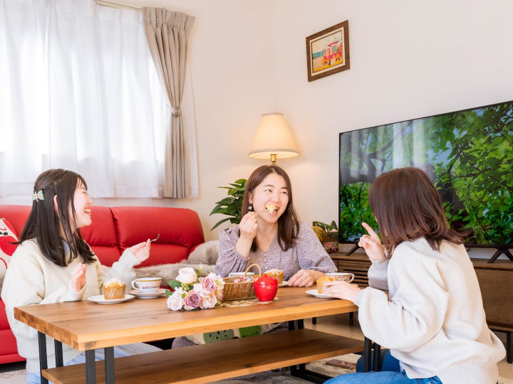 【高松市内】ことでん三条駅徒歩１分／１棟貸切／最大６名／３寝室／無料駐車場／女子旅／特別な空間 - Takamatsu
