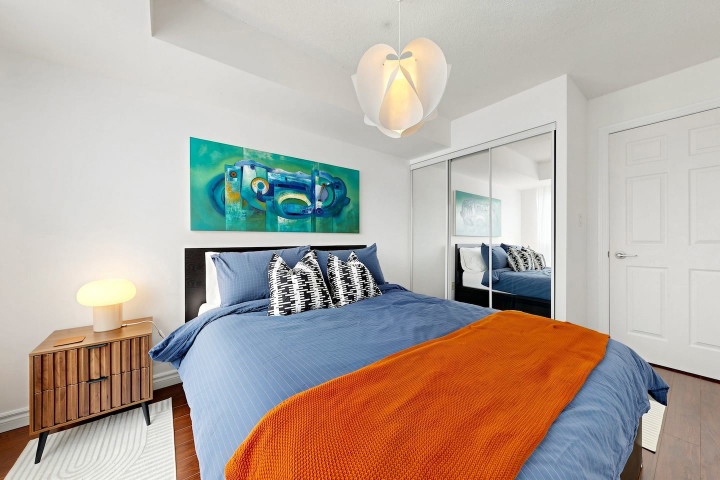 Awesome Queen St W | Rooftap Patio | Gym | Parking - Toronto