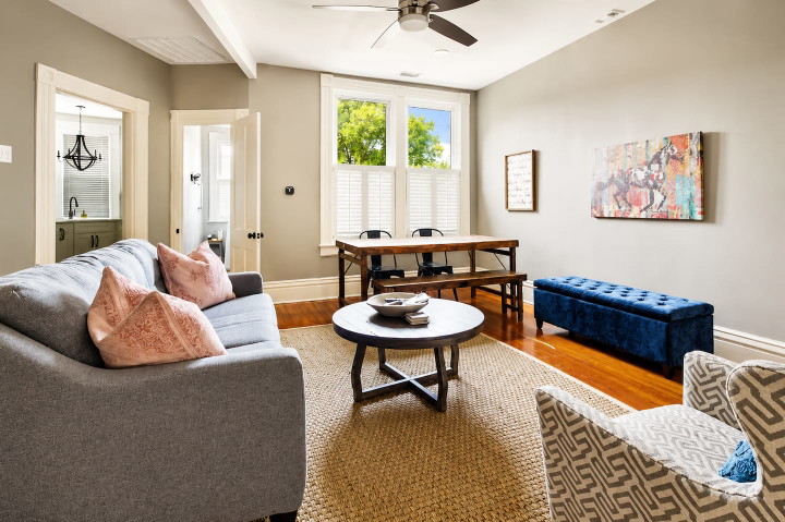 Lux Downtown Off Street Parking ~ Tempur-pedics - Lexington, KY