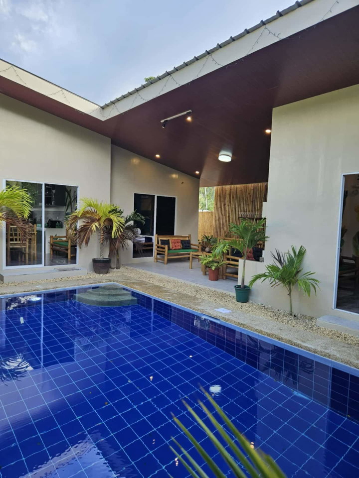 Playground Beach House - Philippines