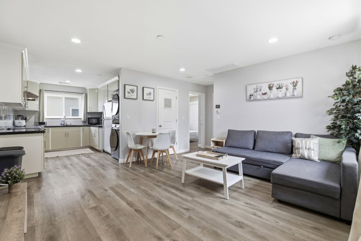 Pvt 2 Br 2 Ba With Full Kitchen & W/d With Patio - San Jose, CA