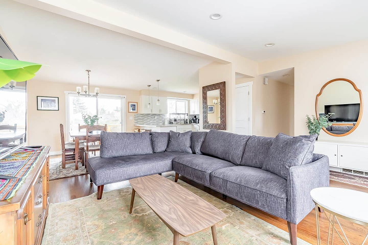 Rainier Valley 6br, 2 Living Rooms + Fenced Yard - Seattle, WA