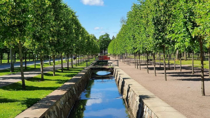 Large Studio Apartment, Kadriorg Park W/ Parking - タリン