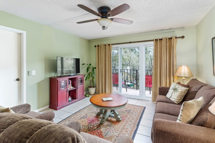 Oceanfront And Great Amenities! - St. Simons Island, GA